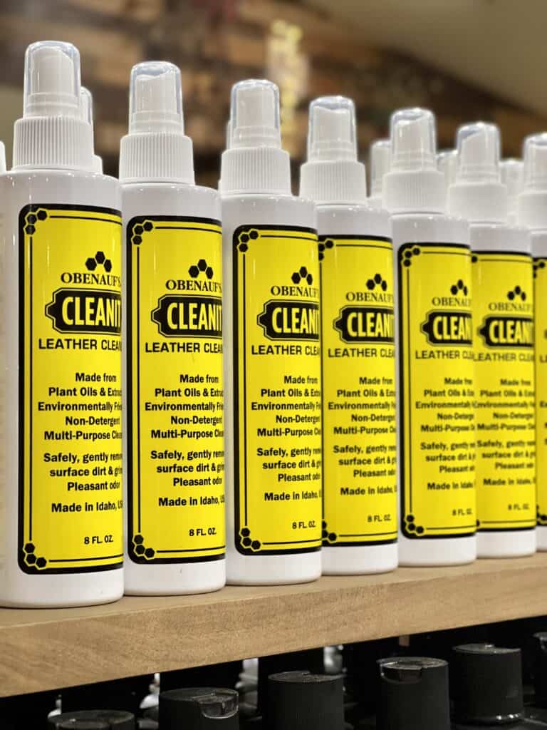 Obenauf's CLEANIT Leather Cleaner Spray - Saddle Rags