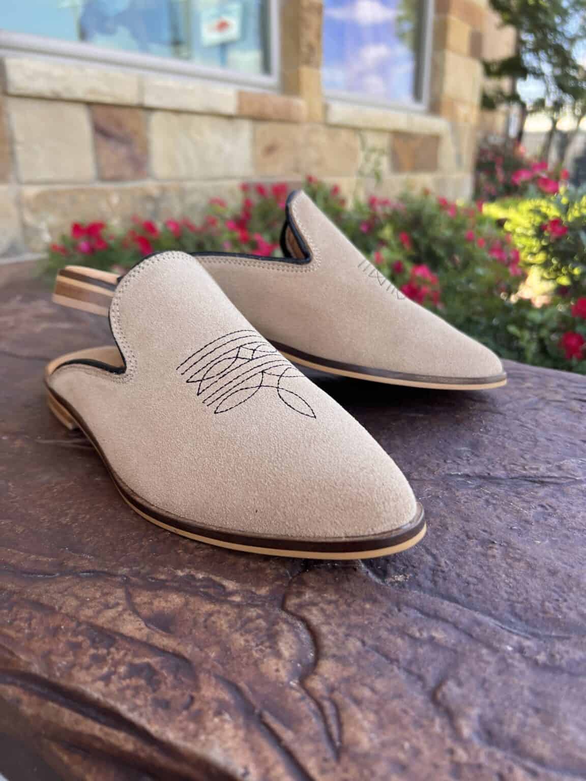 Agave Sky Adaire Toe Bug Mule - Sand - Saddle Rags